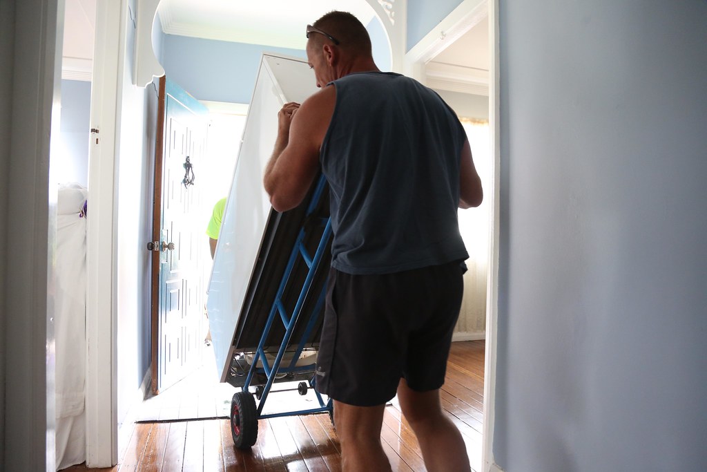 How To Use A Wheel Furniture Mover - Safe Movers USA